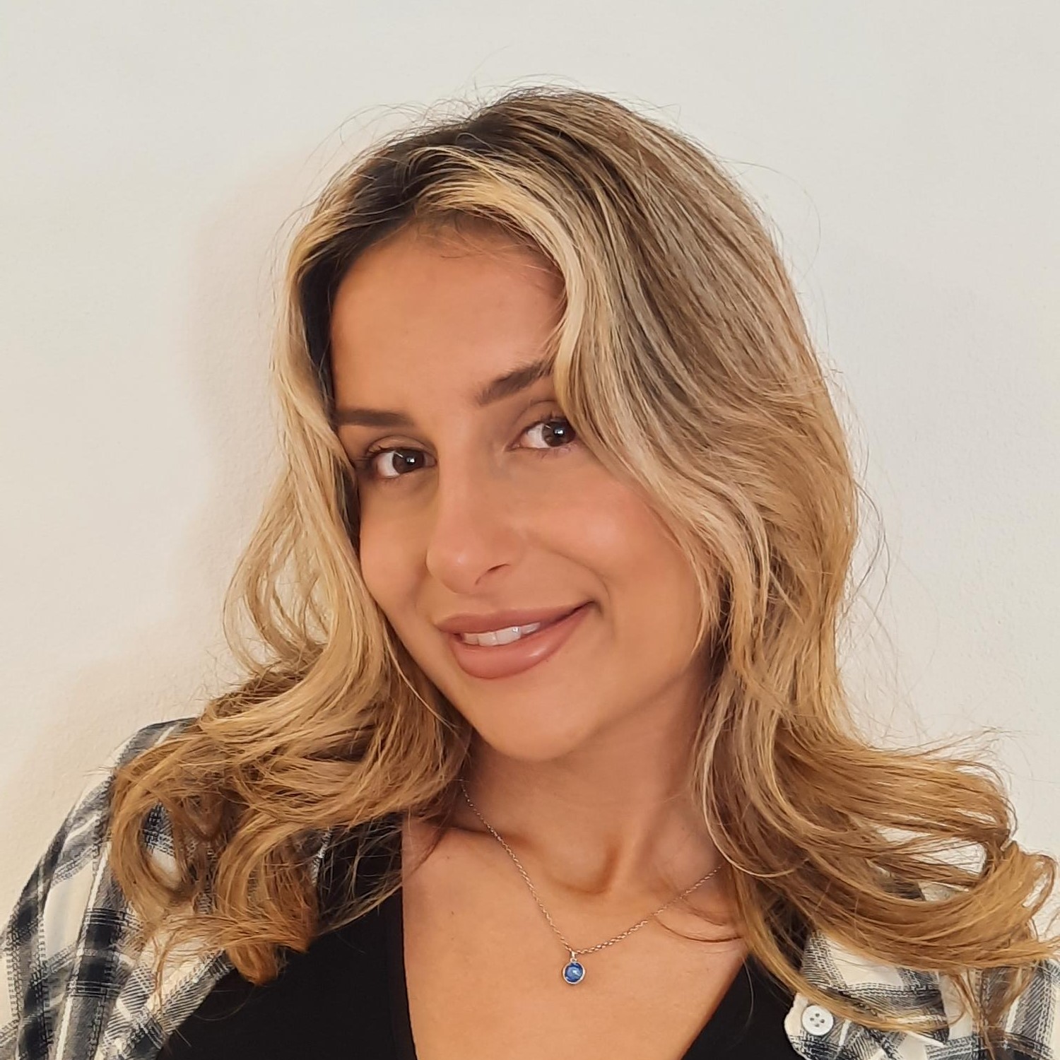 Victoria Locke's Instagram, Twitter & Facebook on IDCrawl